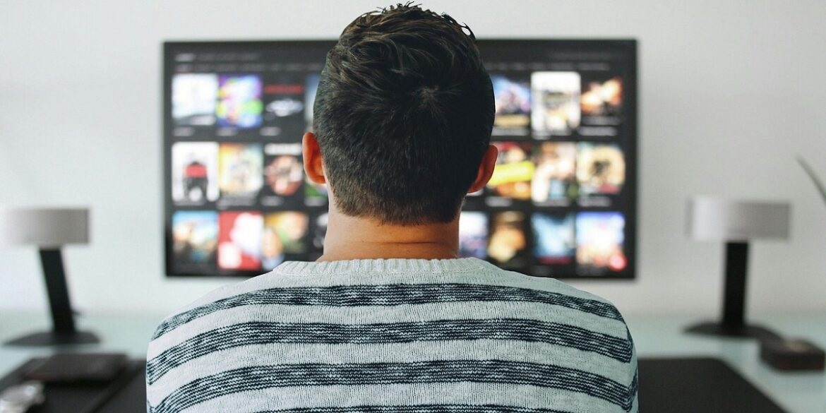 Why Teenagers Distrust the News: Inside America’s Growing Crisis of ...
